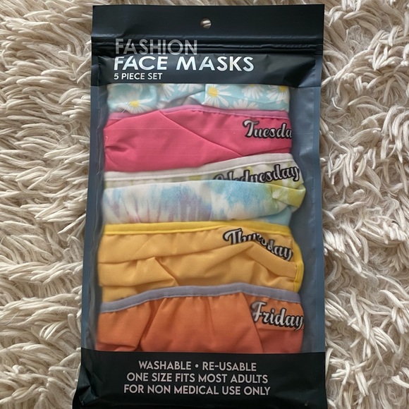 Viscogrl | Accessories | Face Masks Fun Colors All 5 Days Of The Week ...